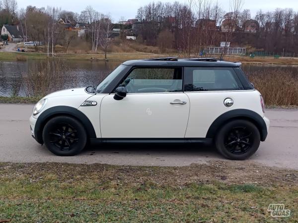 Balts MINI Cooper 2008 Šauļi, ar dzinēja tilpumu 1.60 L un nobraukumu 325 tūkst. km par 2950 €, foto 8 vietnē AUTOMOTO.COM.LV