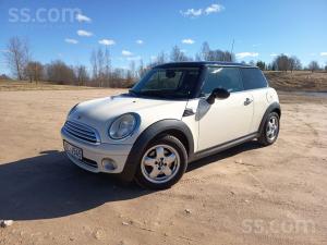 White MINI Cooper 2008 in Saldus, with an engine capacity of 1.60 L and mileage of 206 thousand km for 2500 €, photo  on AUTOMOTO.COM.LV