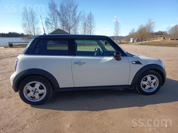 Balts MINI Cooper 2008 Saldus, ar dzinēja tilpumu 1.60 L un nobraukumu 206 tūkst. km par 2500 €, foto 5 vietnē AUTOMOTO.COM.LV
