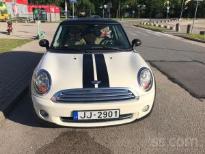 White MINI Cooper 2008 in Riga, with an engine capacity of 1.60 L and mileage of 187 thousand km for 8900 €, photo  on AUTOMOTO.COM.LV