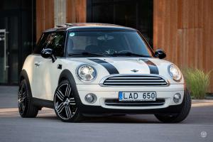 Balts MINI Cooper 2008 Palanga, ar dzinēja tilpumu 1.60 L un nobraukumu 150 tūkst. km par 4100 €, foto  vietnē AUTOMOTO.COM.LV