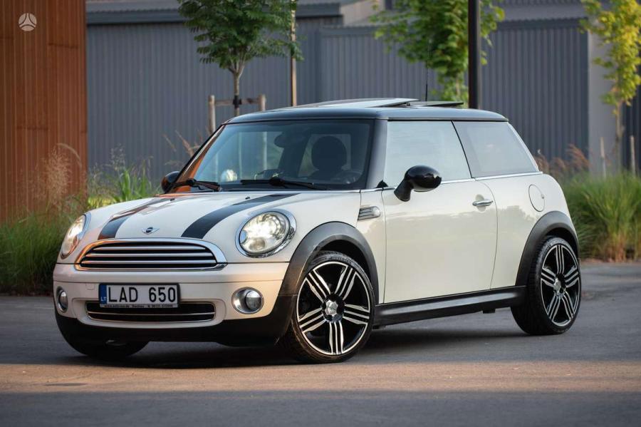 Balts MINI Cooper 2008 Palanga, ar dzinēja tilpumu 1.60 L un nobraukumu 150 tūkst. km par 4100 €, foto 10 vietnē AUTOMOTO.COM.LV