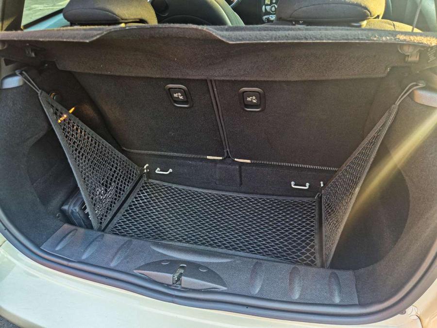 Balts MINI Cooper 2008 Palanga, ar dzinēja tilpumu 1.60 L un nobraukumu 150 tūkst. km par 4100 €, foto 15 vietnē AUTOMOTO.COM.LV