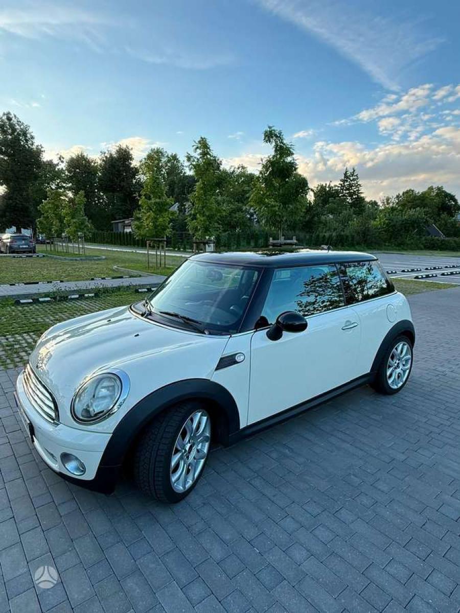 Balts MINI Cooper 2008 Kauņa, ar dzinēja tilpumu 1.60 L un nobraukumu 219 tūkst. km par 2200 €, foto 1 vietnē AUTOMOTO.COM.LV
