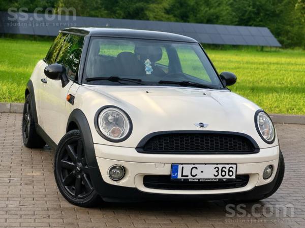 White MINI Cooper 2008 in Jelgava, with an engine capacity of 1.60 L and mileage of 209 thousand km for 2150 €, photo 2 on AUTOMOTO.COM.LV