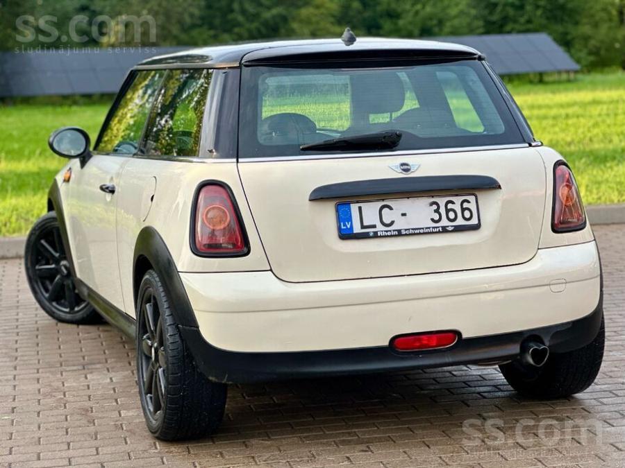 Balts MINI Cooper 2008 Jelgava, ar dzinēja tilpumu 1.60 L un nobraukumu 209 tūkst. km par 2150 €, foto 4 vietnē AUTOMOTO.COM.LV