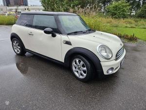 White MINI Cooper 2008 in Vilnius, with an engine capacity of 1.40 L and mileage of 152 thousand km for 2550 €, photo  on AUTOMOTO.COM.LV