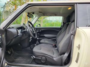 Balts MINI Cooper 2009 Šauļi, ar dzinēja tilpumu 1.60 L un nobraukumu 200 tūkst. km par 2750 €, foto 8 vietnē AUTOMOTO.COM.LV
