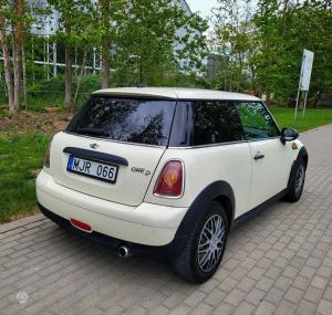 Balts MINI Cooper 2009 Šauļi, ar dzinēja tilpumu 1.60 L un nobraukumu 200 tūkst. km par 2750 €, foto 15 vietnē AUTOMOTO.COM.LV
