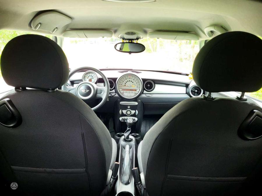 Balts MINI Cooper 2009 Šauļi, ar dzinēja tilpumu 1.60 L un nobraukumu 200 tūkst. km par 2750 €, foto 24 vietnē AUTOMOTO.COM.LV