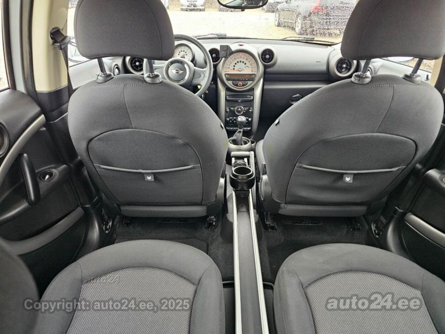 Balts MINI Cooper 2010 Tartu, ar dzinēja tilpumu 1.60 L un nobraukumu 174 tūkst. km par 6790 €, foto 13 vietnē AUTOMOTO.COM.LV
