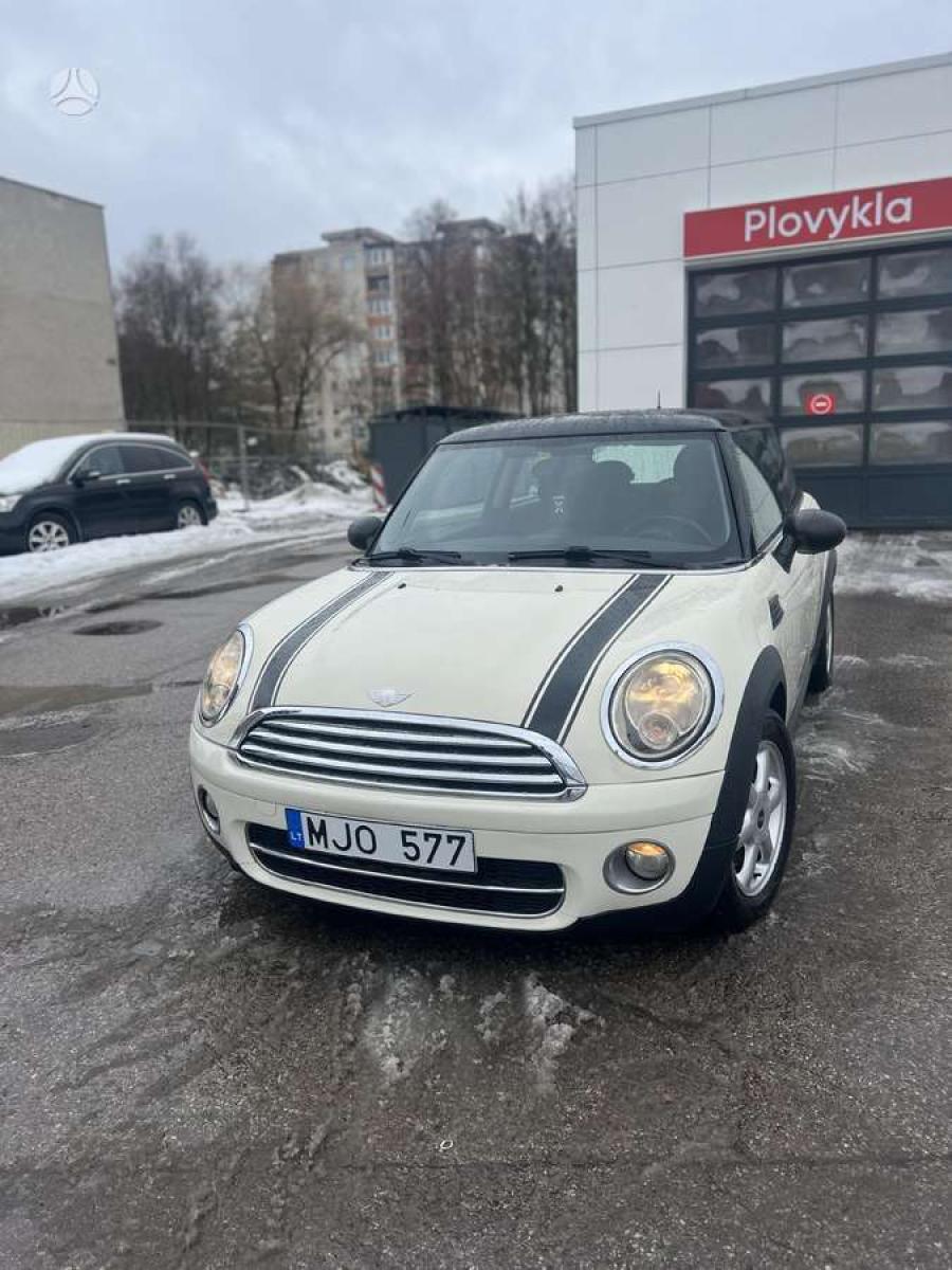 Balts MINI Cooper 2010 Kauņa, ar dzinēja tilpumu 1.56 L un nobraukumu 213 tūkst. km par 3550 €, foto 1 vietnē AUTOMOTO.COM.LV