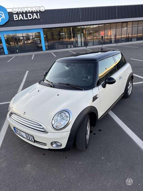 Balts MINI Cooper 2010 Kauņa, ar dzinēja tilpumu 1.60 L un nobraukumu 227 tūkst. km par 3700 €, foto 1 vietnē AUTOMOTO.COM.LV