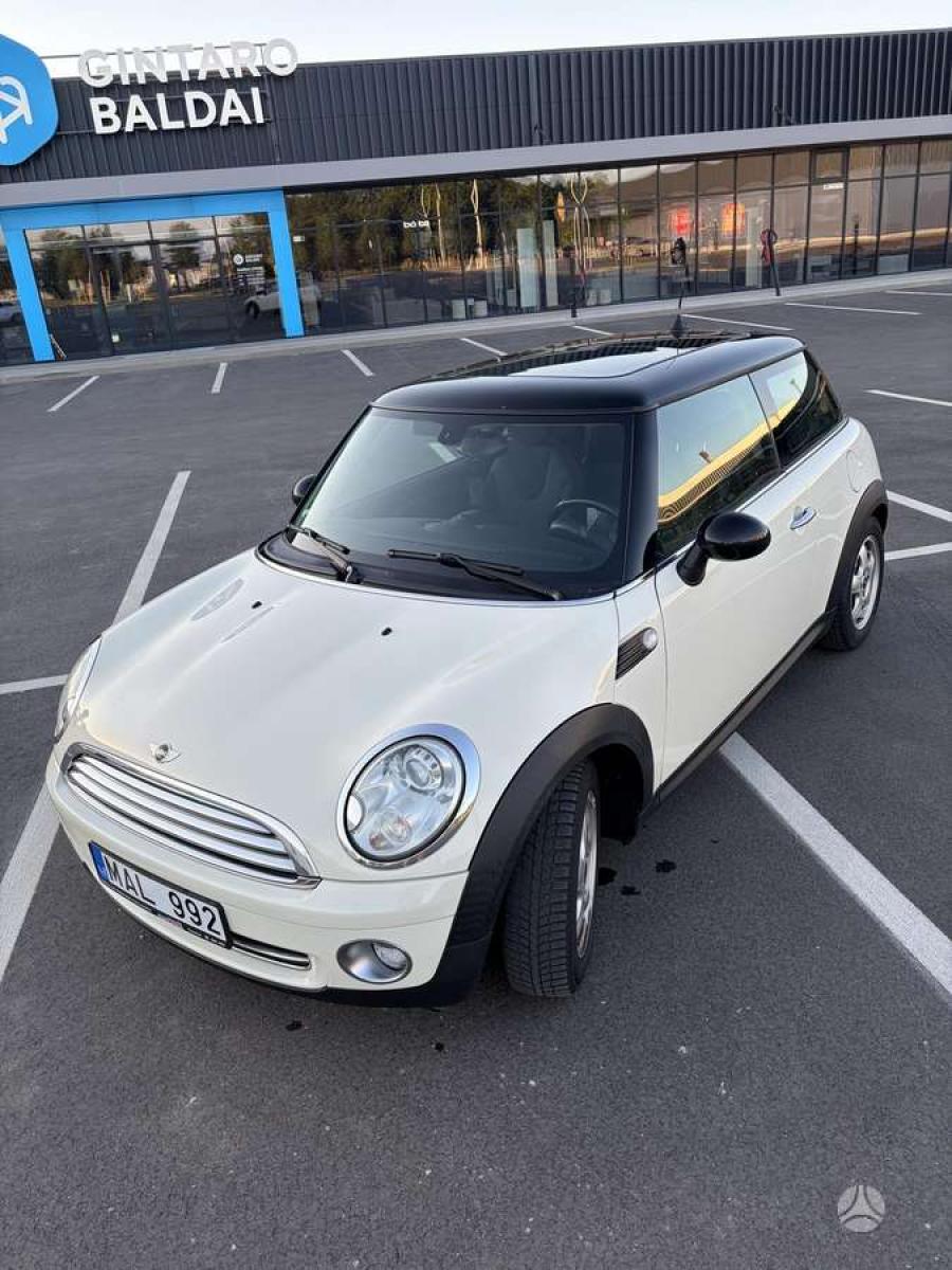 Balts MINI Cooper 2010 Kauņa, ar dzinēja tilpumu 1.60 L un nobraukumu 227 tūkst. km par 3700 €, foto 1 vietnē AUTOMOTO.COM.LV