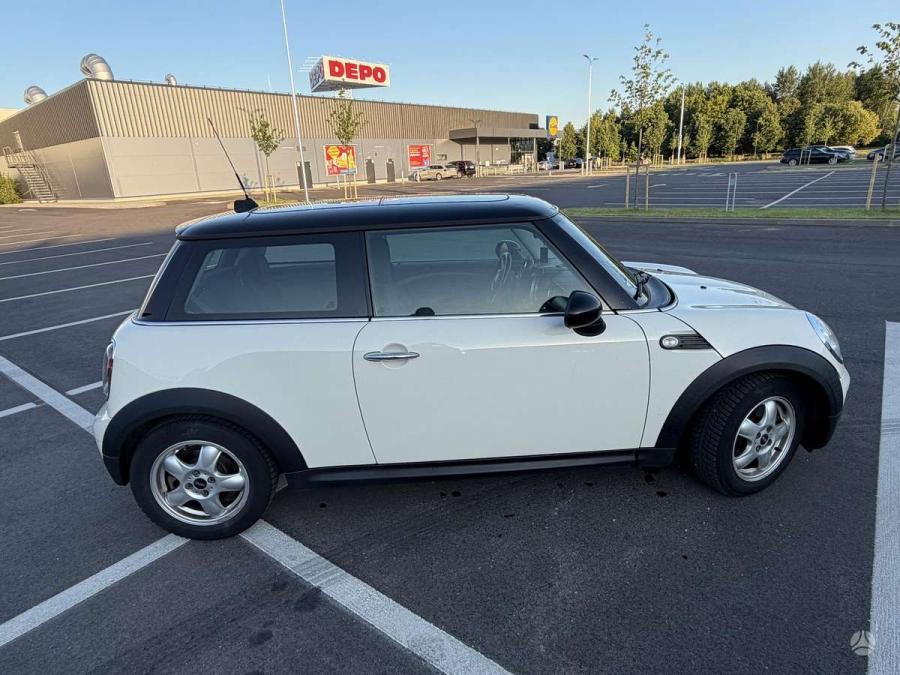 Balts MINI Cooper 2010 Kauņa, ar dzinēja tilpumu 1.60 L un nobraukumu 227 tūkst. km par 3700 €, foto 4 vietnē AUTOMOTO.COM.LV