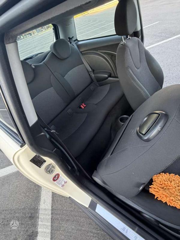Balts MINI Cooper 2010 Kauņa, ar dzinēja tilpumu 1.60 L un nobraukumu 227 tūkst. km par 3700 €, foto 9 vietnē AUTOMOTO.COM.LV