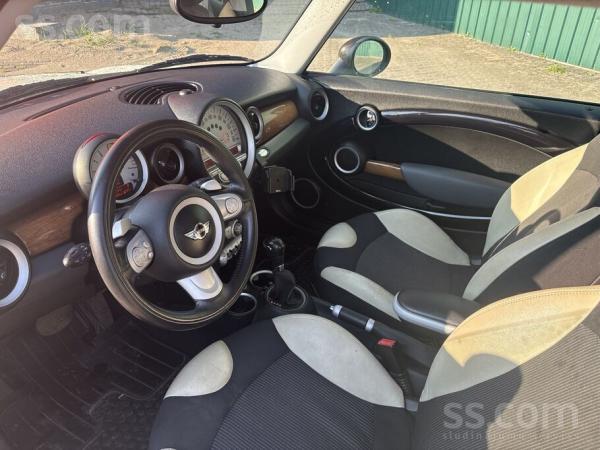 Balts MINI Cooper 2010 Rīga, ar dzinēja tilpumu 1.60 L un nobraukumu 212 tūkst. km par 4500 €, foto 5 vietnē AUTOMOTO.COM.LV