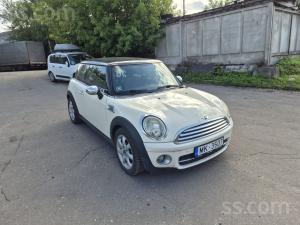 Balts MINI Cooper 2010 Rīga, ar dzinēja tilpumu 1.60 L un nobraukumu 246 tūkst. km par 3890 €, foto 3 vietnē AUTOMOTO.COM.LV