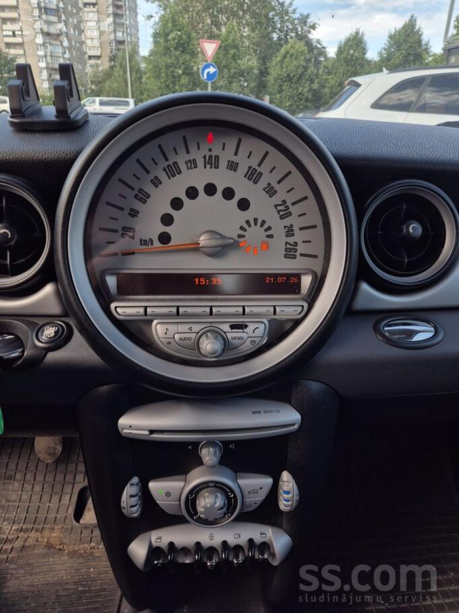 Balts MINI Cooper 2010 Rīga, ar dzinēja tilpumu 1.60 L un nobraukumu 246 tūkst. km par 3890 €, foto 12 vietnē AUTOMOTO.COM.LV