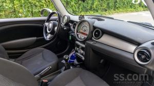 Balts MINI Cooper 2010 Rīga, ar dzinēja tilpumu 1.60 L un nobraukumu 246 tūkst. km par 2990 €, foto 12 vietnē AUTOMOTO.COM.LV
