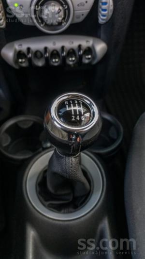 Balts MINI Cooper 2010 Rīga, ar dzinēja tilpumu 1.60 L un nobraukumu 246 tūkst. km par 2990 €, foto 14 vietnē AUTOMOTO.COM.LV
