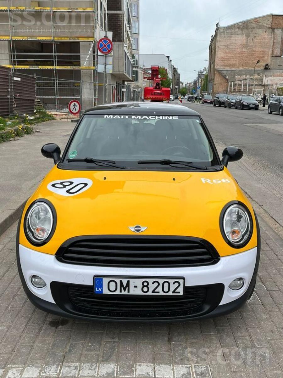 White MINI Cooper 2012 in Riga, with an engine capacity of 1.60 L and mileage of 183 thousand km for 3700 €, photo 3 on AUTOMOTO.COM.LV