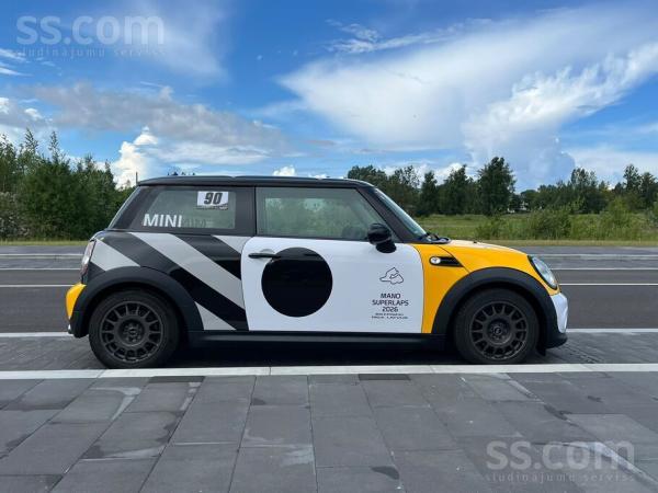 Balts MINI Cooper 2012 Rīga, ar dzinēja tilpumu 1.60 L un nobraukumu 183 tūkst. km par 4300 €, foto 3 vietnē AUTOMOTO.COM.LV