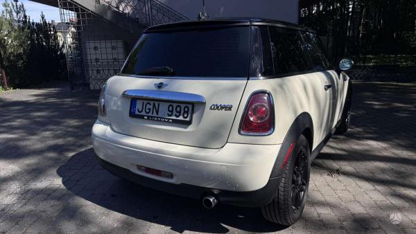 Balts MINI Cooper 2012 Viļņa, ar dzinēja tilpumu 1.60 L un nobraukumu 166 tūkst. km par 4900 €, foto 3 vietnē AUTOMOTO.COM.LV