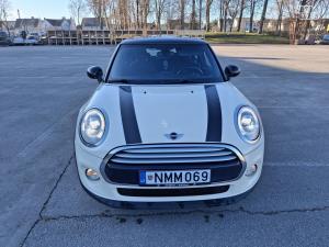 White MINI Cooper 2014 in Klaipeda, with an engine capacity of 1.50 L and mileage of 295 thousand km for 5200 €, photo  on AUTOMOTO.COM.LV