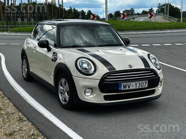 Белый Мини Купер 2015 в Рига, объемом двигателя 1.50 л и пробегом 87 тыс. км за 9950 €, фото 1 на AUTOMOTO.COM.LV