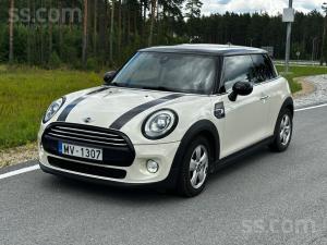 White MINI Cooper 2015 in Riga, with an engine capacity of 1.50 L and mileage of 87 thousand km for 9950 €, photo 3 on AUTOMOTO.COM.LV