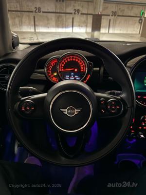 Balts MINI Cooper 2020 Tallina, ar dzinēja tilpumu 1.50 L un nobraukumu 53 tūkst. km par 18900 €, foto 7 vietnē AUTOMOTO.COM.LV