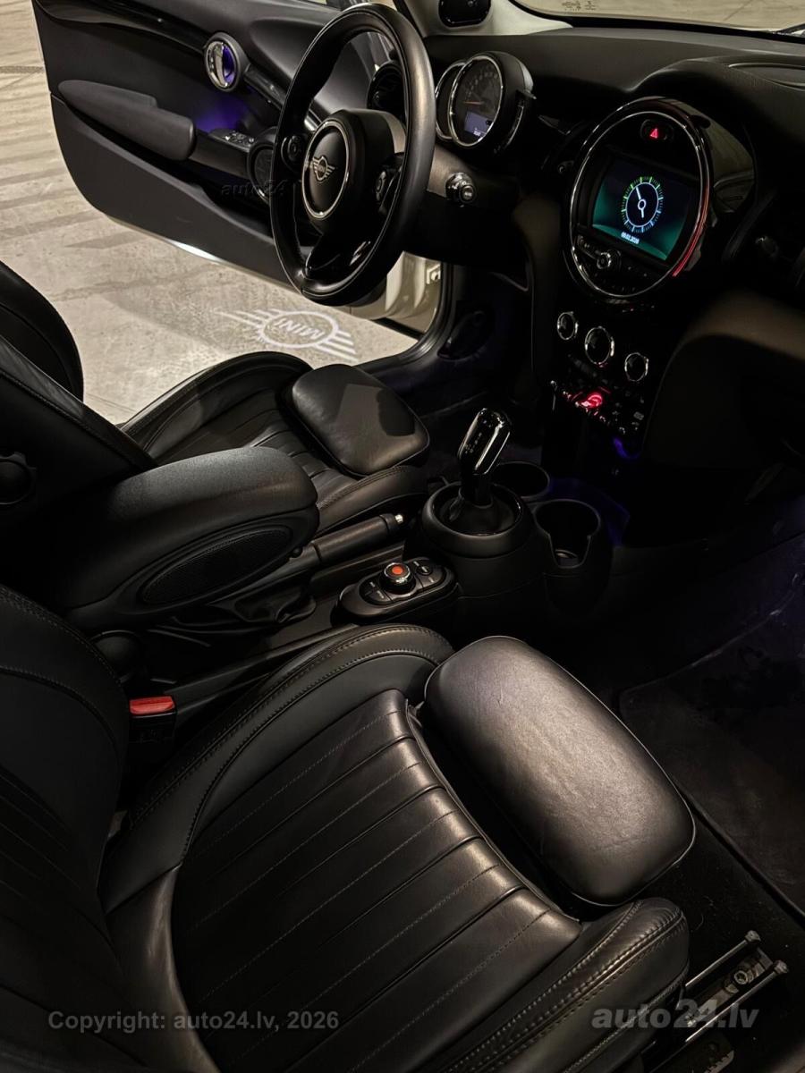 Balts MINI Cooper 2020 Tallina, ar dzinēja tilpumu 1.50 L un nobraukumu 53 tūkst. km par 18900 €, foto 12 vietnē AUTOMOTO.COM.LV