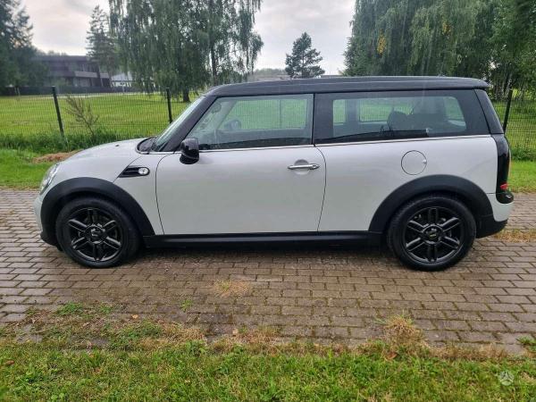 White MINI Cooper 2011 in Taurage, with an engine capacity of 1.60 L and mileage of 254 thousand km for 3700 €, photo 7 on AUTOMOTO.COM.LV