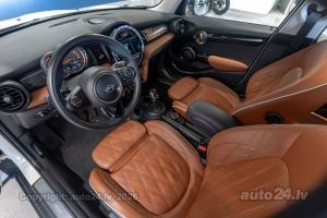 White MINI Cooper 2019 in Tallinn, with an engine capacity of 1.50 L and mileage of 58 thousand km for 17900 €, photo 6 on AUTOMOTO.COM.LV