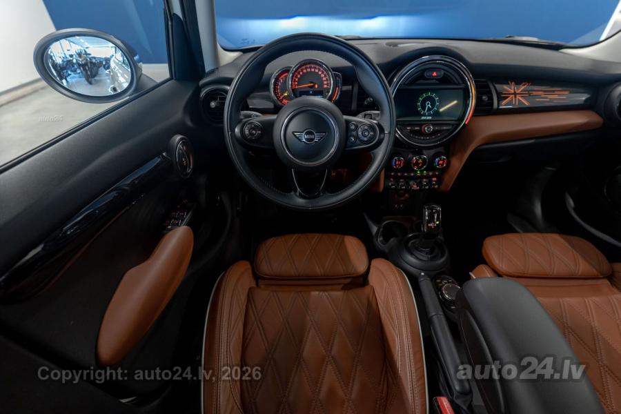 White MINI Cooper 2019 in Tallinn, with an engine capacity of 1.50 L and mileage of 58 thousand km for 17900 €, photo 7 on AUTOMOTO.COM.LV