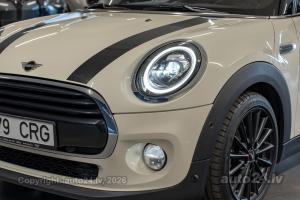 White MINI Cooper 2019 in Tallinn, with an engine capacity of 1.50 L and mileage of 58 thousand km for 17900 €, photo 16 on AUTOMOTO.COM.LV