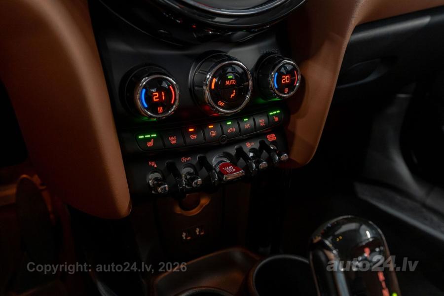 White MINI Cooper 2019 in Tallinn, with an engine capacity of 1.50 L and mileage of 58 thousand km for 17900 €, photo 21 on AUTOMOTO.COM.LV