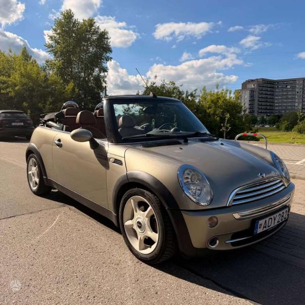 Yellow MINI Cooper 2007 in Vilnius, with an engine capacity of 1.60 L and mileage of 201 thousand km for 3400 €, photo 6 on AUTOMOTO.COM.LV