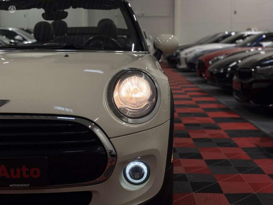 Yellow MINI Cooper 2017 in Vilnius, with an engine capacity of 1.50 L and mileage of 113 thousand km for 9990 €, photo 8 on AUTOMOTO.COM.LV