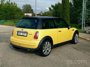 Yellow MINI Cooper 2002 in Riga, with an engine capacity of 1.60 L and mileage of 246 thousand km for 1350 €, photo 4 on AUTOMOTO.COM.LV