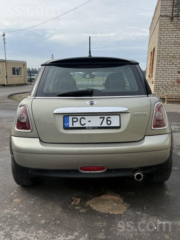 Yellow MINI Cooper 2007 in Jelgava, with an engine capacity of 1.60 L and mileage of 131 thousand km for 3600 €, photo 4 on AUTOMOTO.COM.LV