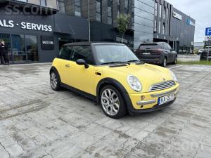 Yellow MINI Cooper 2002 in Riga, with an engine capacity of 1.60 L and mileage of 246 thousand km for 1900 €, photo 2 on AUTOMOTO.COM.LV