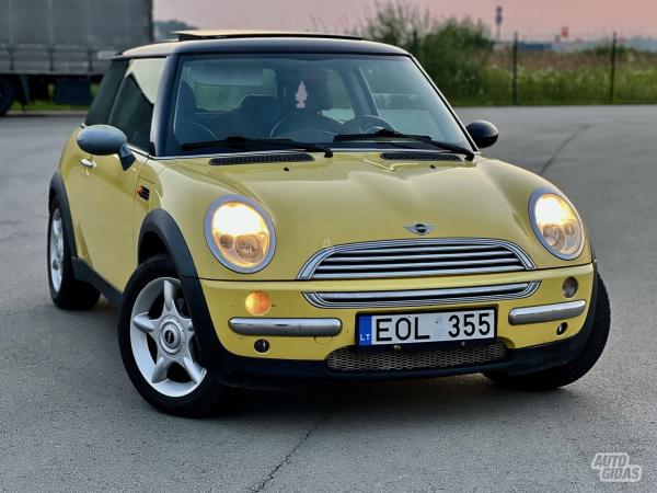 Yellow MINI Cooper 2002 in Elektrenai, with an engine capacity of 1.60 L and mileage of 140 thousand km for 2850 €, photo 1 on AUTOMOTO.COM.LV