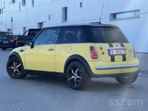 Dzeltens MINI Cooper 2003 Rēzekne, ar dzinēja tilpumu 1.60 L un nobraukumu 260 tūkst. km par 2150 €, foto 5 vietnē AUTOMOTO.COM.LV