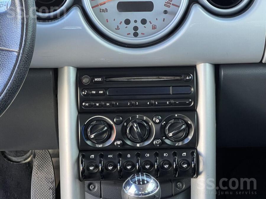 Dzeltens MINI Cooper 2003 Rēzekne, ar dzinēja tilpumu 1.60 L un nobraukumu 260 tūkst. km par 2150 €, foto 11 vietnē AUTOMOTO.COM.LV