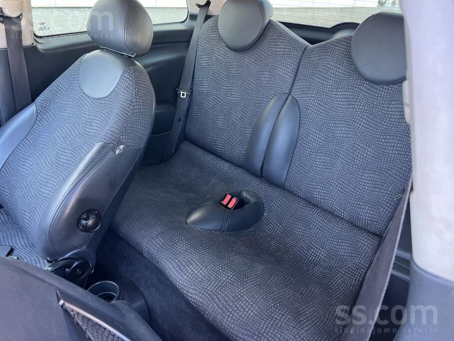 Dzeltens MINI Cooper 2003 Rēzekne, ar dzinēja tilpumu 1.60 L un nobraukumu 260 tūkst. km par 2150 €, foto 13 vietnē AUTOMOTO.COM.LV