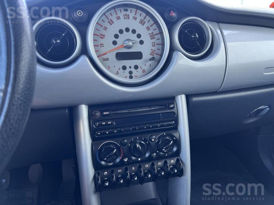 Dzeltens MINI Cooper 2003 Rēzekne, ar dzinēja tilpumu 1.60 L un nobraukumu 260 tūkst. km par 2150 €, foto 17 vietnē AUTOMOTO.COM.LV