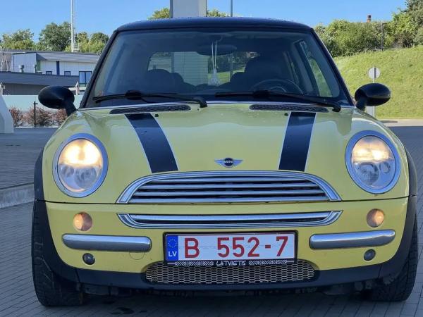 Dzeltens MINI Cooper 2003 Rēzekne, ar dzinēja tilpumu 1.60 L un nobraukumu 260 tūkst. km par 2150 €, foto 1 vietnē AUTOMOTO.COM.LV