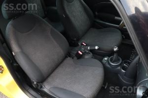 Dzeltens MINI Cooper 2003 Valka, ar dzinēja tilpumu 1.60 L un nobraukumu 199 tūkst. km par 2500 €, foto 7 vietnē AUTOMOTO.COM.LV